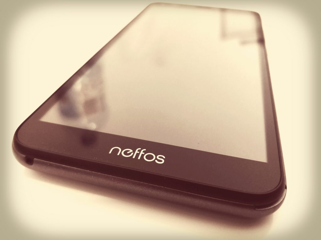 [Recenzja] Neffos C5 Plus - co może smartfon za 300 zł?